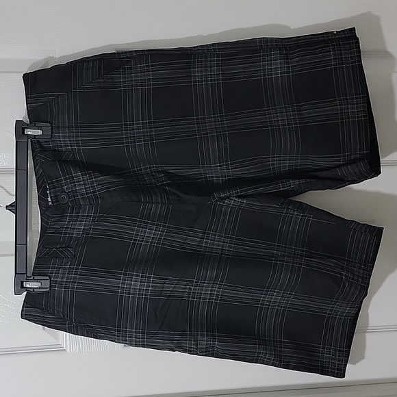 Quiksilver | Shorts | Quicksilver Mens Shorts 36 | Poshmark